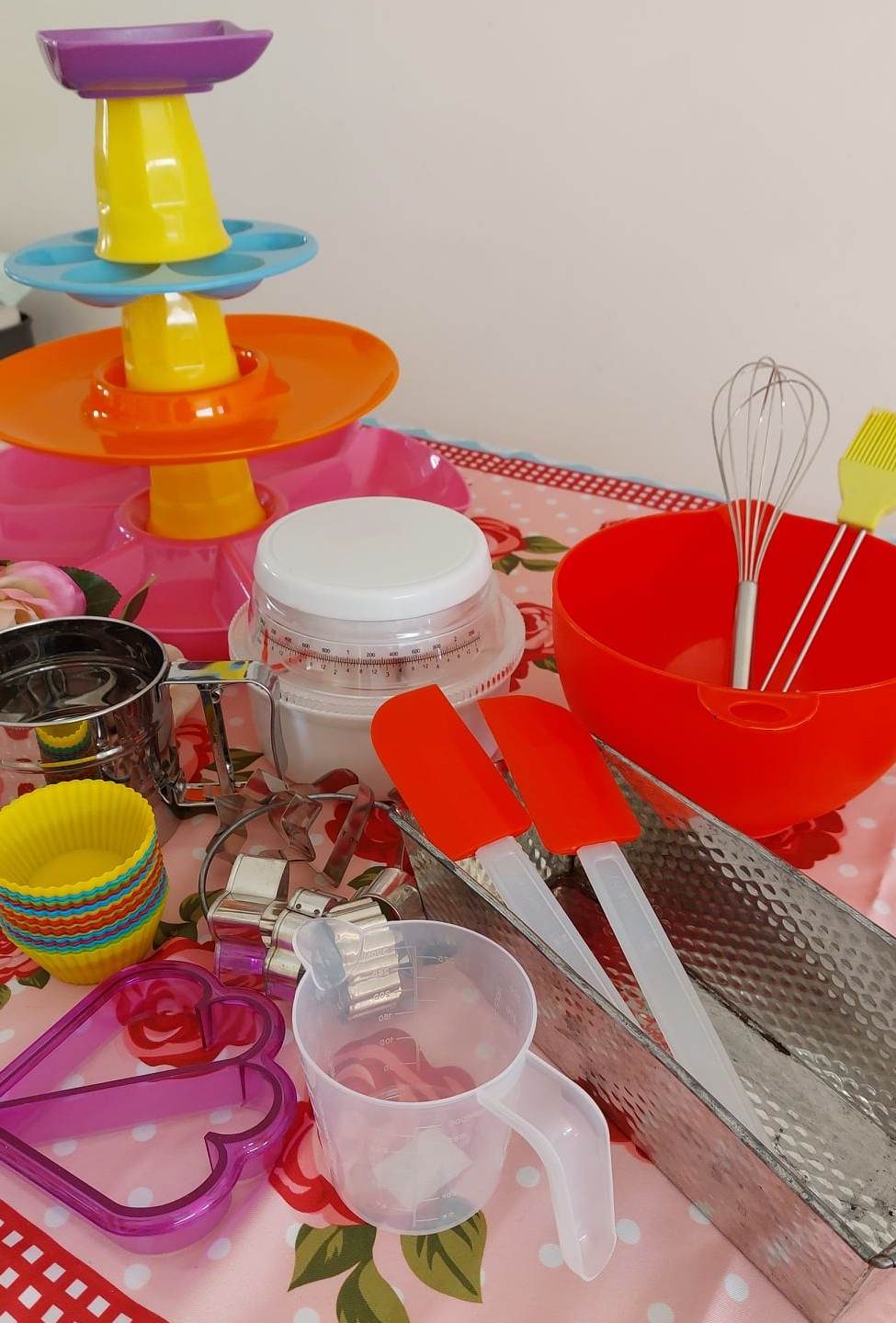 High Tea themakist met bakspullen » Jarige Jet Kinderfeestjes